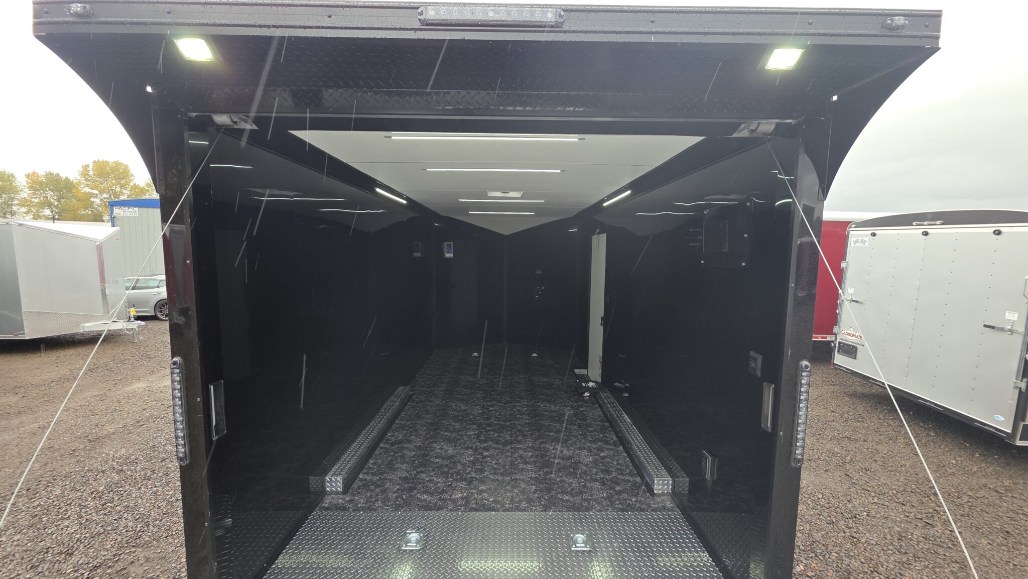 Aluminum Enclosed Cargo Trailer 8x16 Cargo Mate Redline Insulated ...